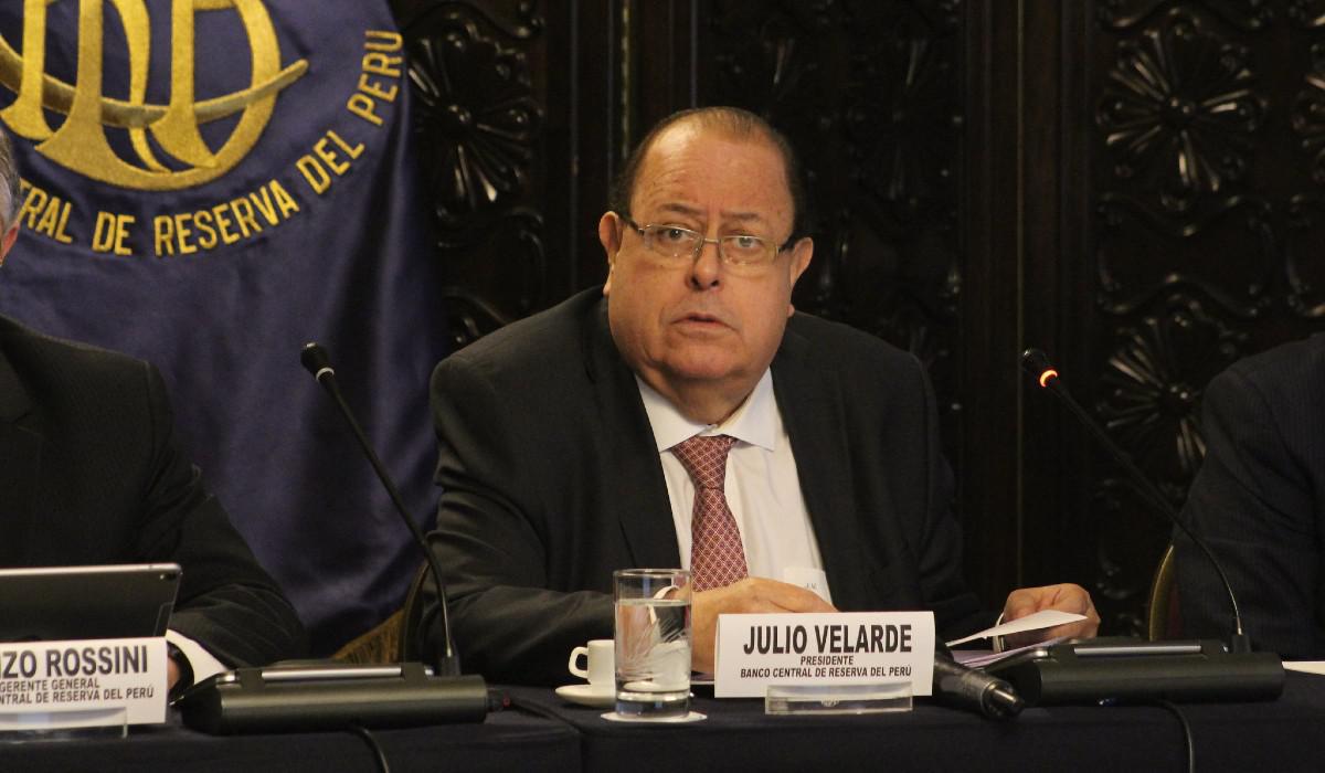 Julio Velarde continuará frente al Banco Central de Perú: dólar baja