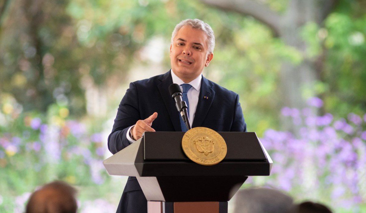 Cae imagen del presidente de Colombia, Iván Duque: Cifras y Conceptos