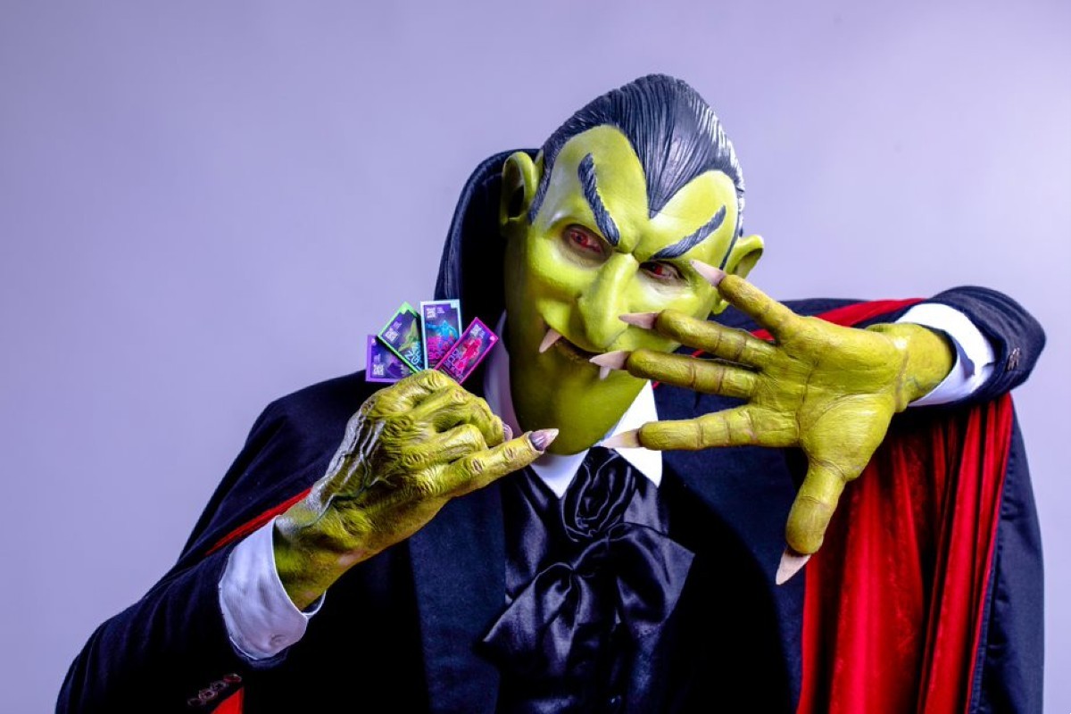 Con gaming, así celebra la paleta Drácula su edición 33