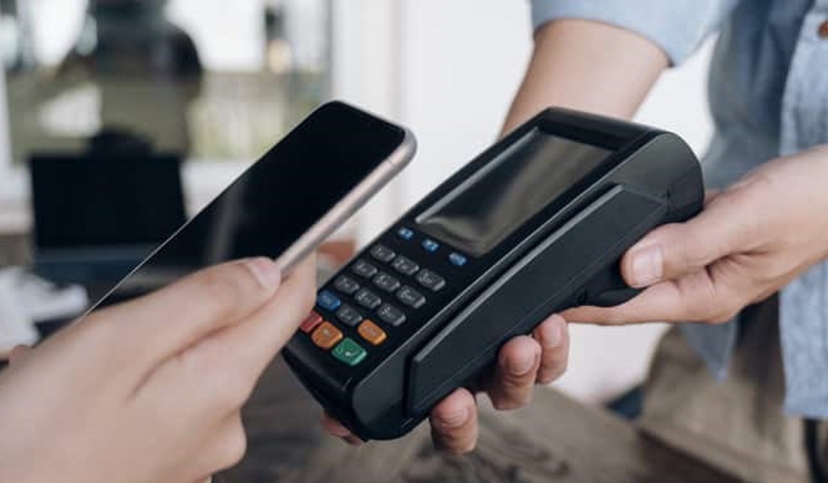 Beneficios del uso de datáfonos inteligentes en su negocio