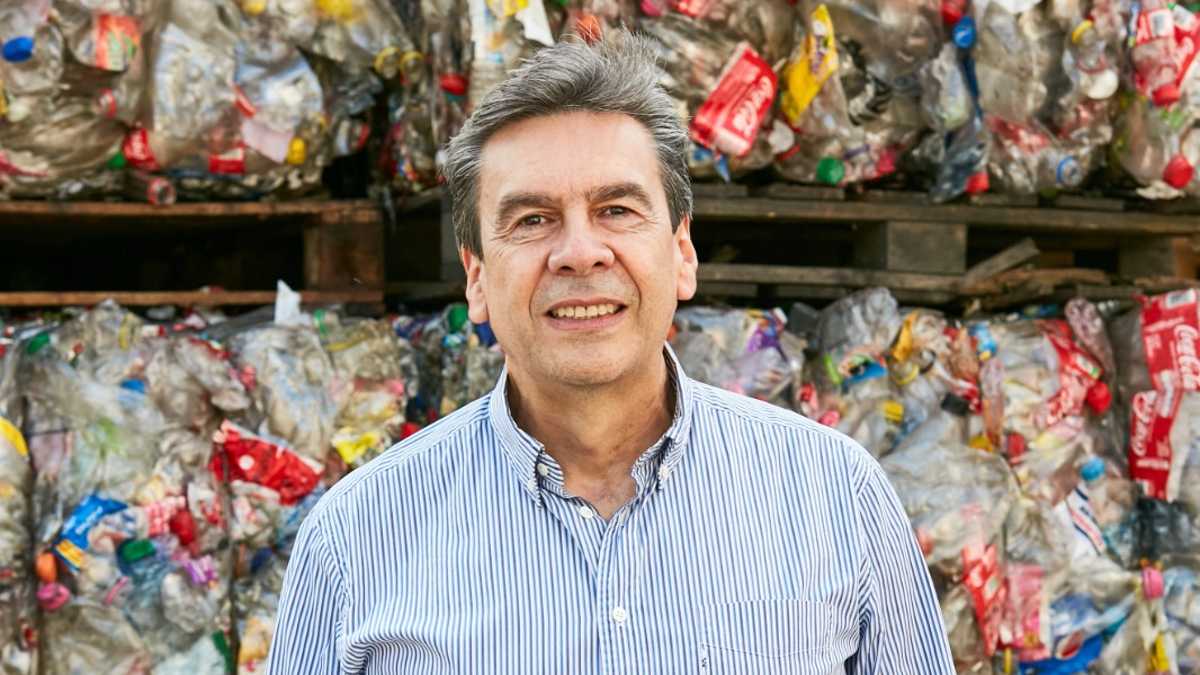 Historia de Enka: así llegó a ser líder de reciclaje de botellas PET
