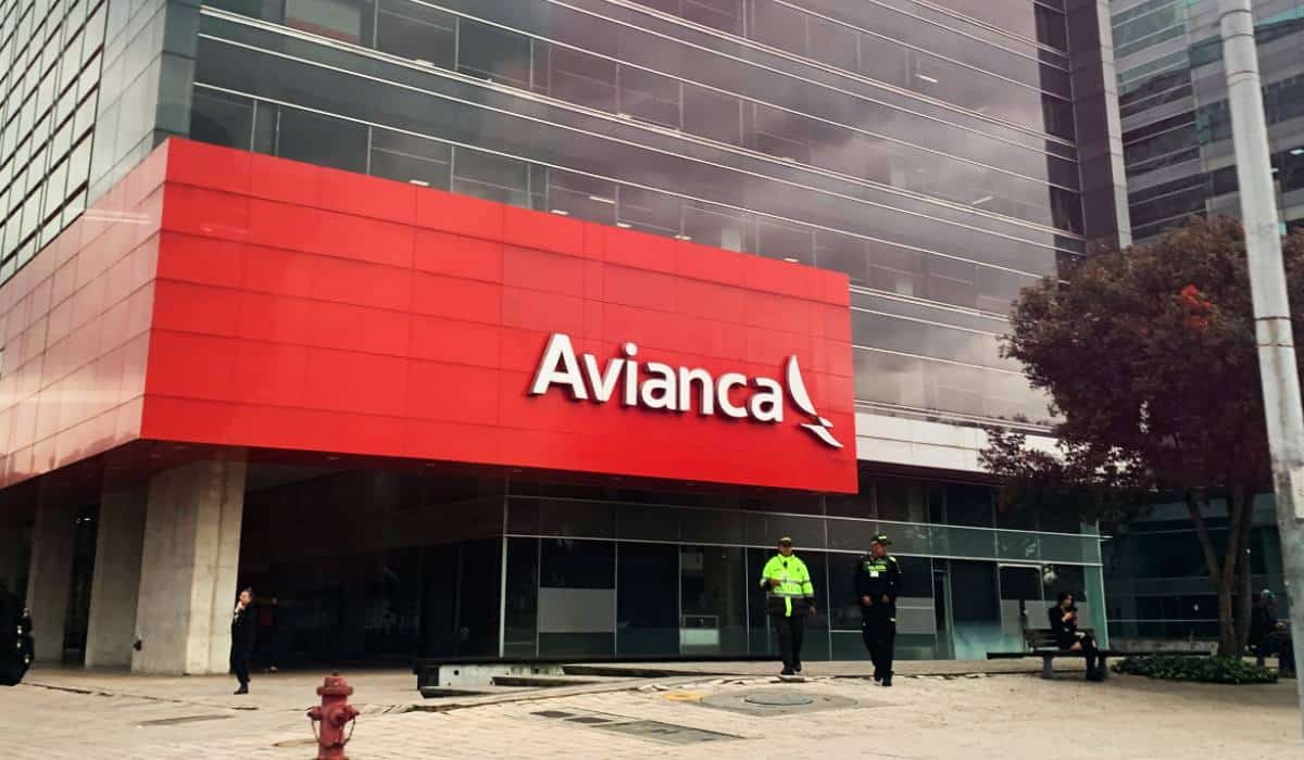Avianca consiguió un nuevo acuerdo con sus trabajadores