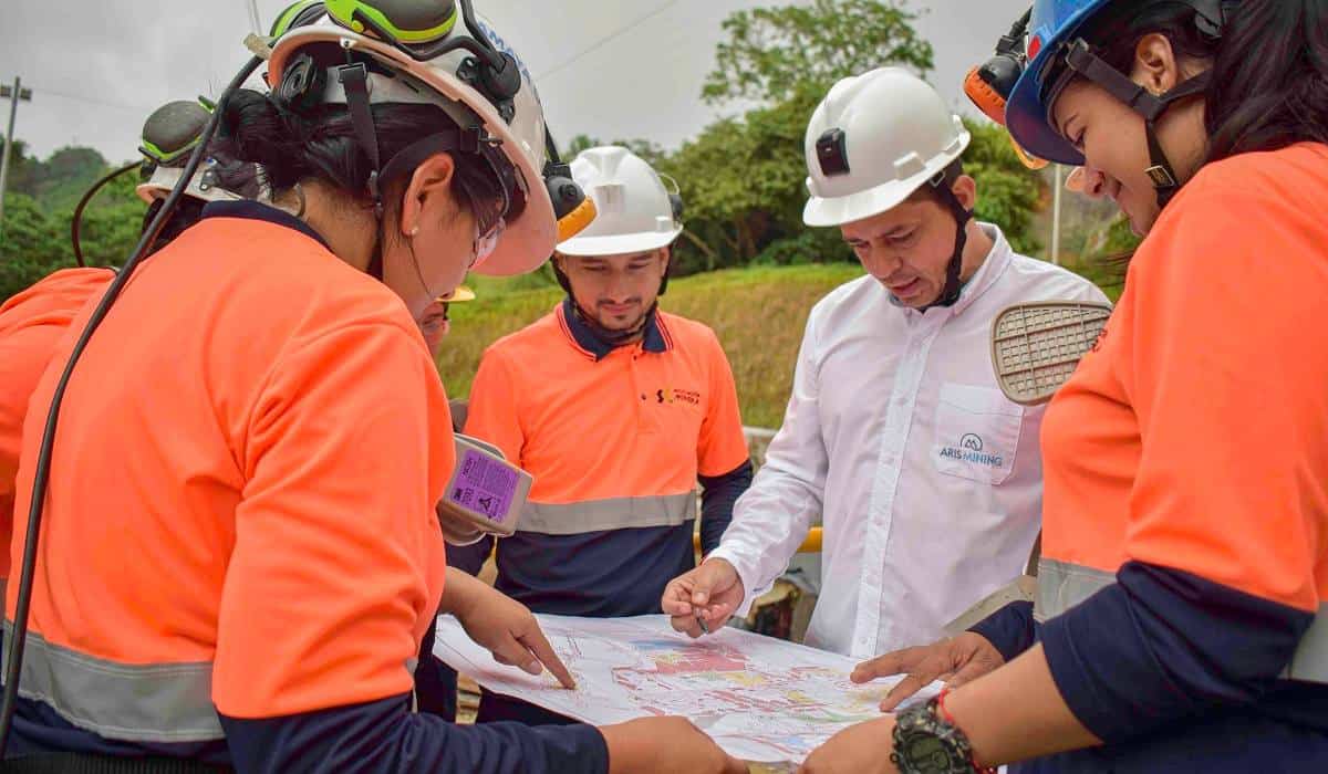 Aris Mining produjo 44.909 onzas de oro en primer trimestre en línea ...