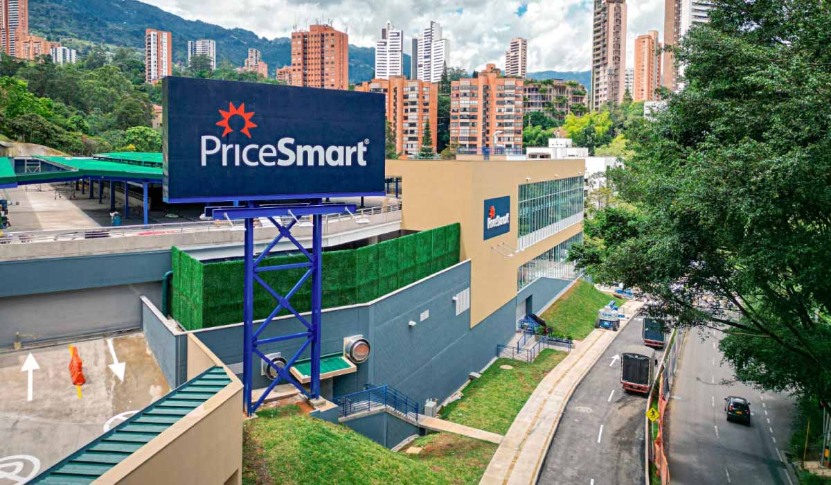 PriceSmart estrena nueva megatienda en Colombia