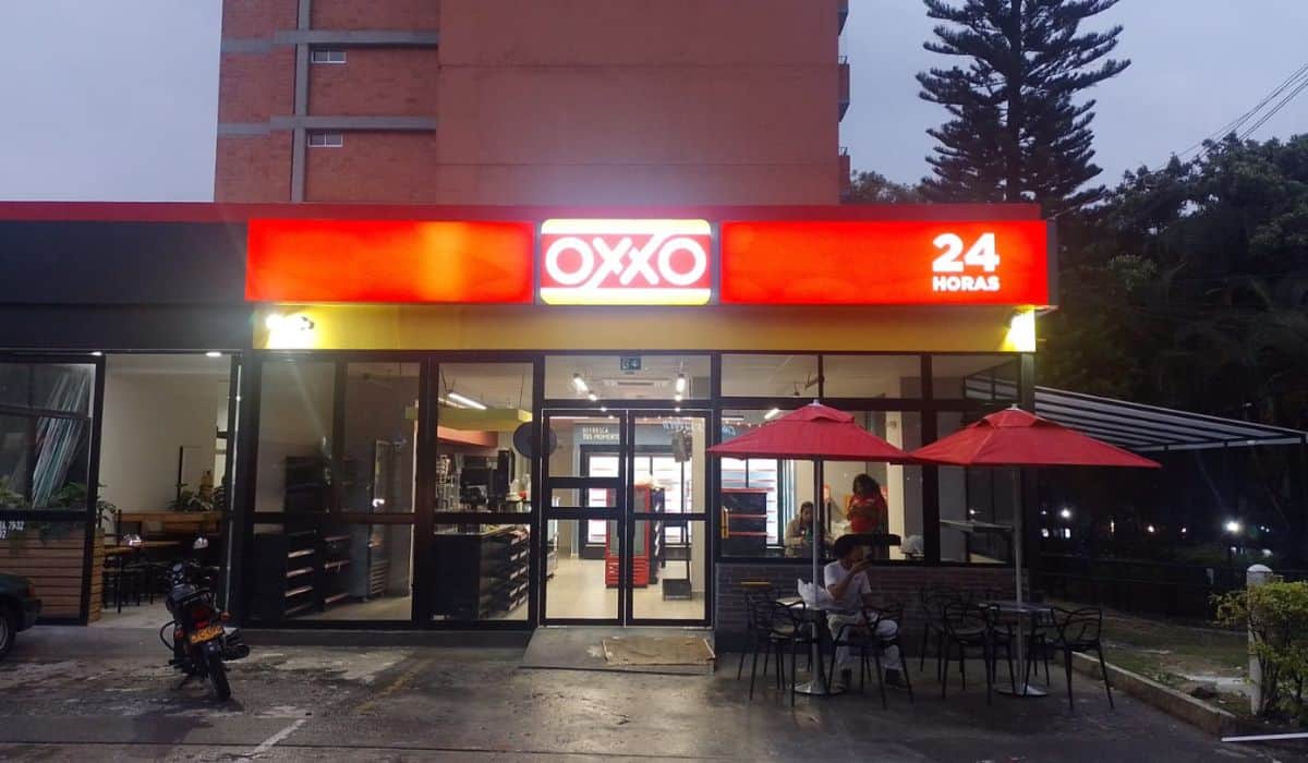 Oxxo en Medellín ya tiene primera tienda y abrirá más