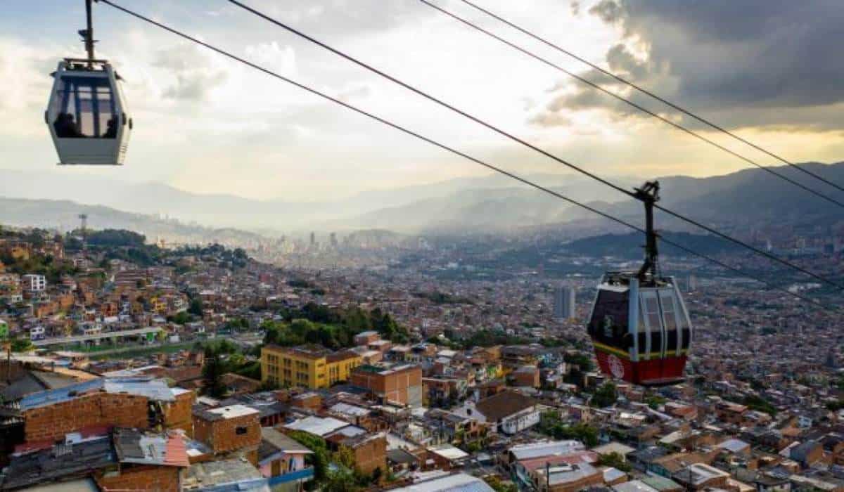 Línea K del Metrocable de Medellín vuelve a operar