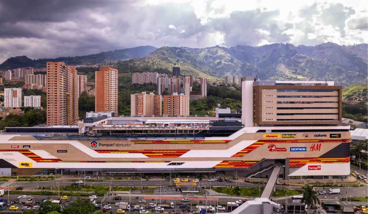 Parque Arauco continua abriendo dark stores en Colombia