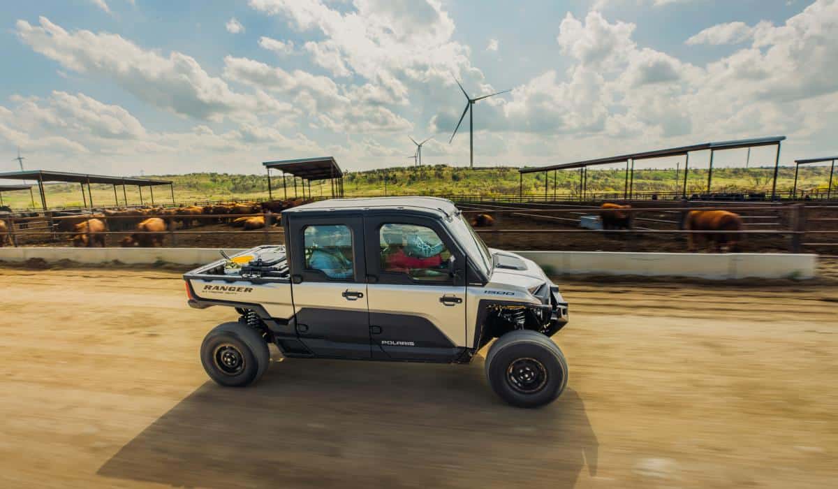 Polaris lanza en Colombia su primer vehículo eléctrico todoterreno