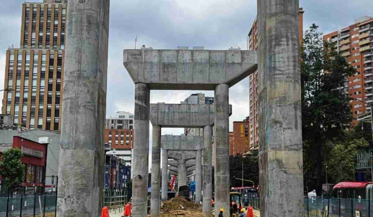 Empresa Metro de Bogotá respondió sobre polémica con columnas en ...