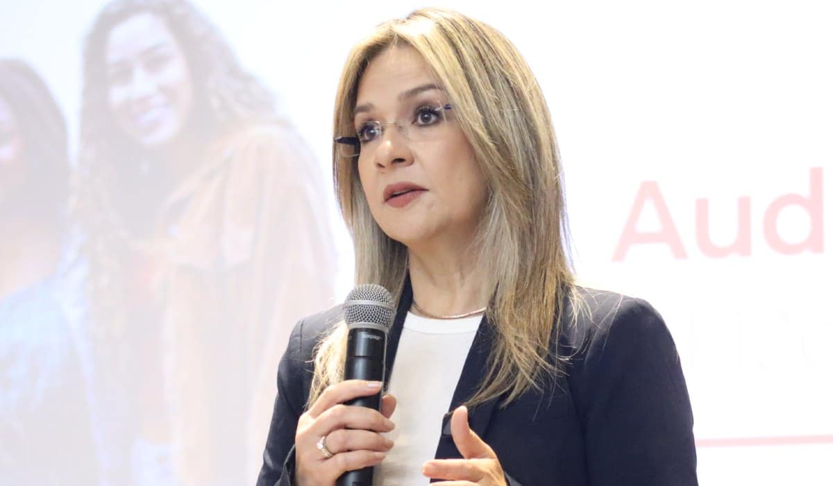 Vicky Dávila y el curioso dato en Facebook que le dio mayores números ...