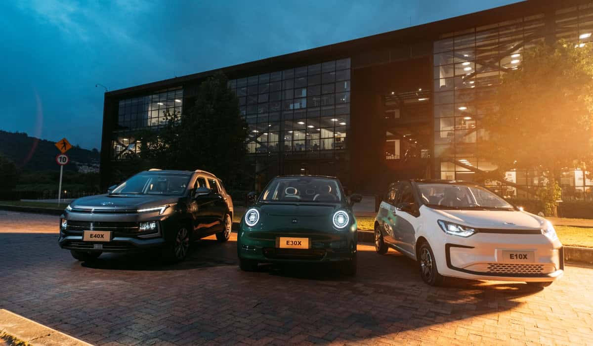 JAC lanzó en Colombia portafolio de vehículos eléctricos baratos: Esto ...