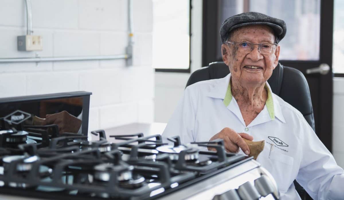 José María Acevedo, fundador de Haceb, cumple 106 años
